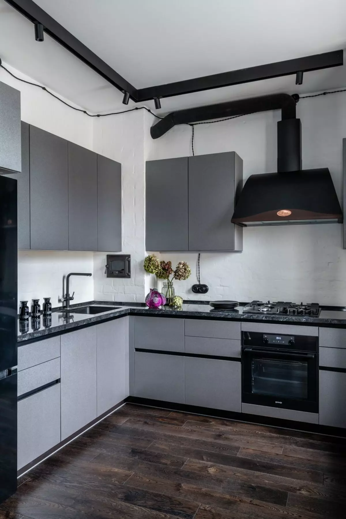 Foto: cucina e sala da pranzo in stile loft, eclettico, appartamento, progetto della settimana, Mosca, casa di mattoni, 2 camere, 40-60 metri, Alina Palagin - Foto