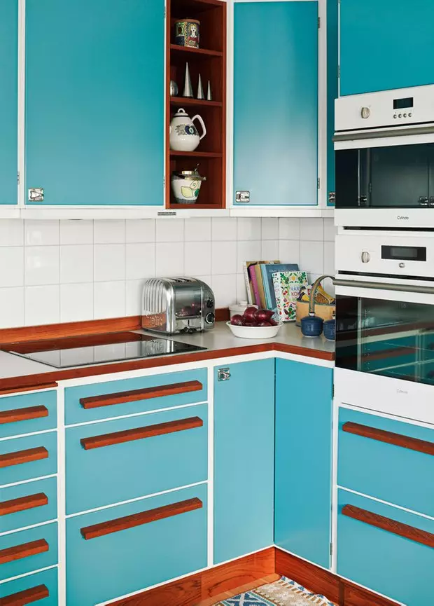 Foto: dapur dan ruang makan dengan gaya modern, aksesoris, interior kamar, dekorasi - foto