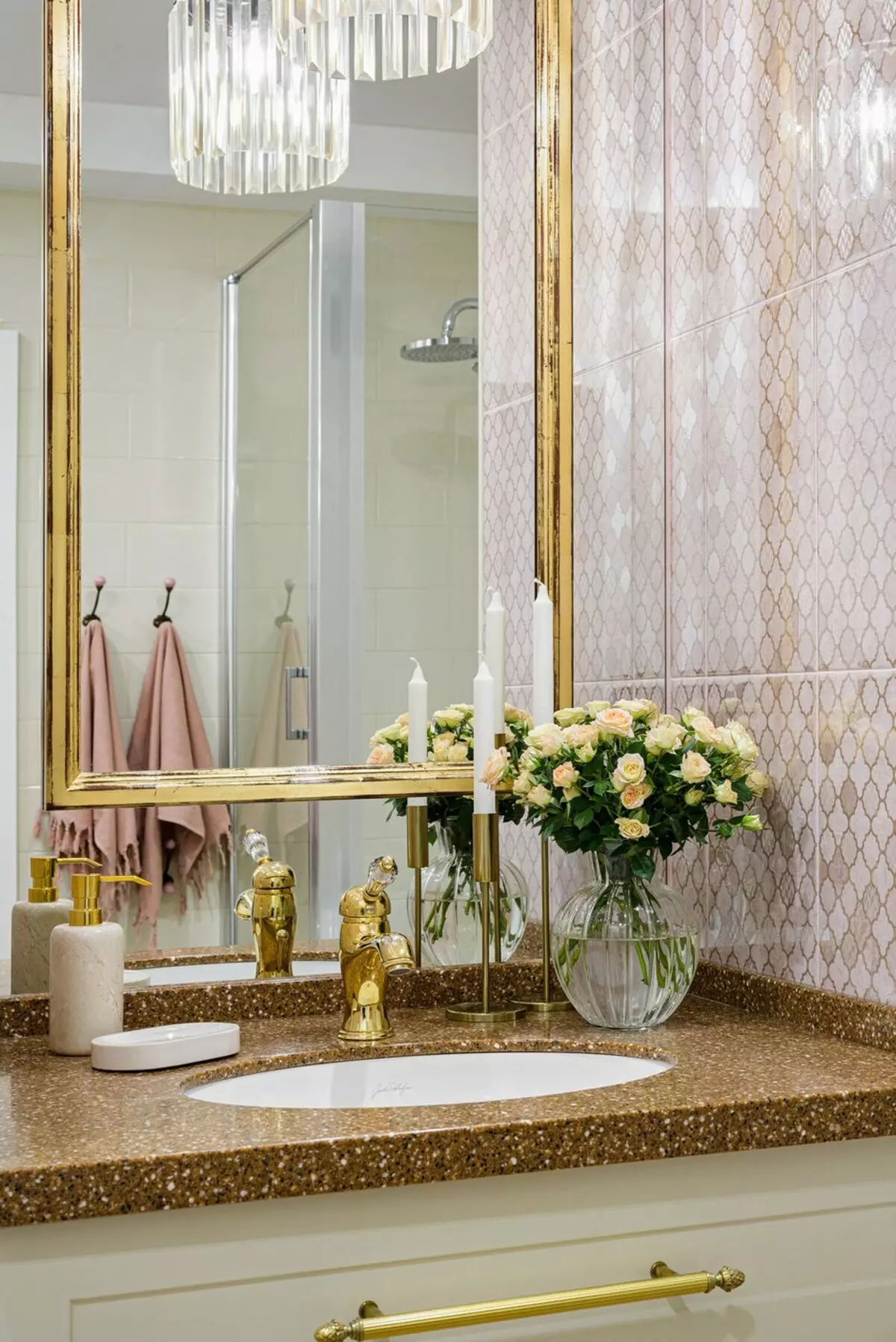 Foto: Badeværelse i stil med klassisk, lejlighed, projekt i ugen, monolitisk hus, 3 værelser, 60-90 meter, Kemerovo, Ekaterina Utykova - Foto