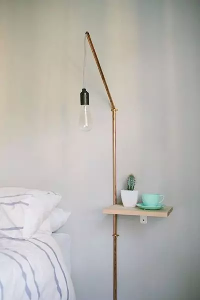 Foto: Loft styl slaapkamer, binnenshuise dekor, meubels en ligte, tafel - foto