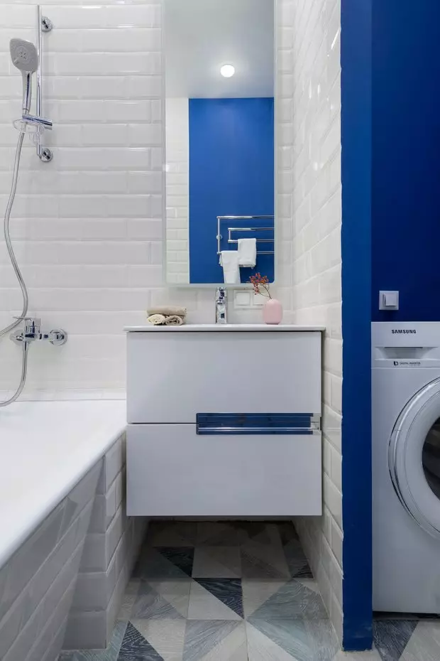 Foto: Bagno in stile moderno, arredamento interno - Foto