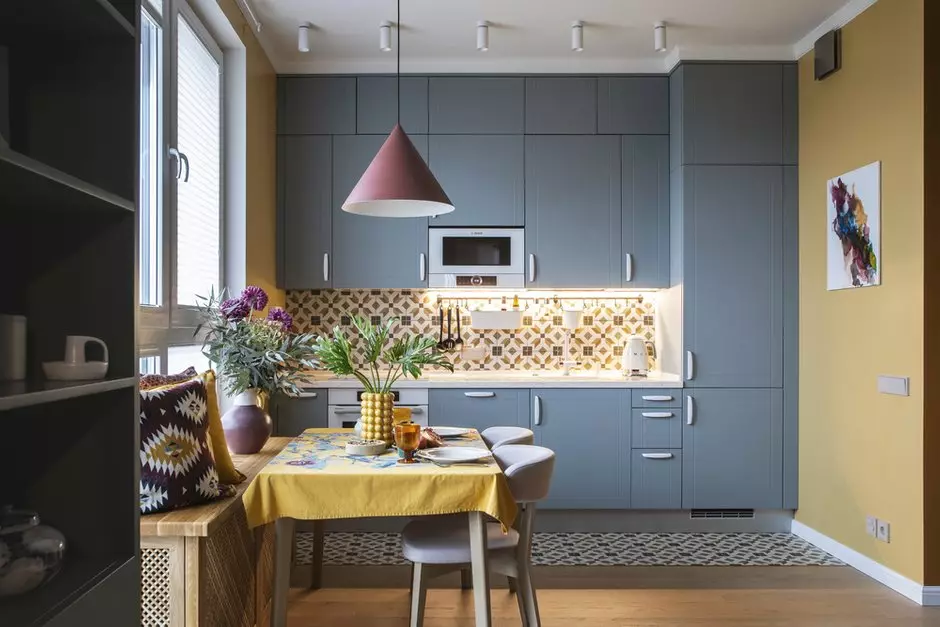 Foto: Keuken en itenkeamer yn moderne, eklacentyske styl, Projektwike, Moskou, 3 keamers, 40-60 meter, Stone-bôge, Tatiana Zozulua - Foto