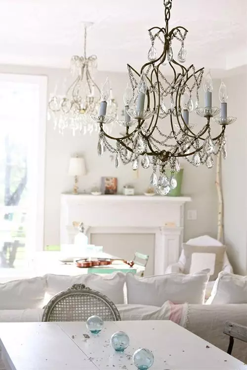 Foto: sala de estar em estilo clássico, moderna, eclética, decoração interior, casa, móveis e luz, lâmpadas, candelabro - foto