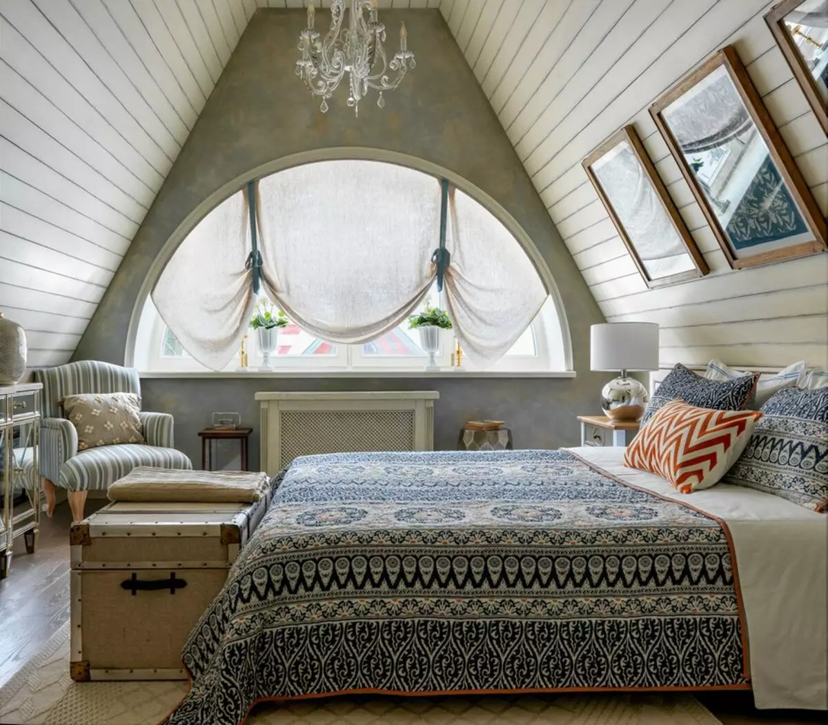 Foto: Provence and Country Style Bedroom, Loft, Ecléctico, Home, Mansion, Moscova, 4 e máis, máis de 90 metros, Daria Missura, # proxectos exclusivos - Foto