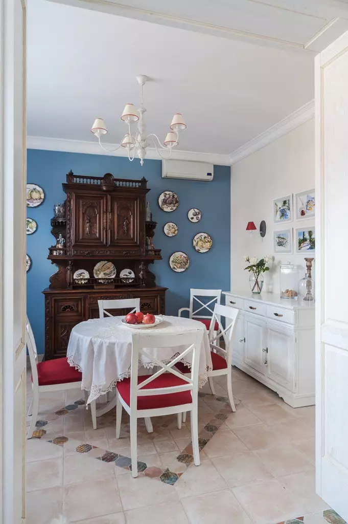 Photo: Dans le style, la Provence et le pays, Classique, Maison, Projet de la semaine, Vert, Beige, Bleu, Pink, Boutique d'intérieur, Comment équiper la pépinière, Finex, Tonin, Intérieur Mensard, Townhouse, Kaliningrad, Daria Kharitonova, Alexander Shevtsov , Comment émettre une maison dans le style anglais, comment organiser une maison dans un style de campagne, une design d'intérieur de la maison de ville, comment faire une crèche pour une fille, comment combiner la cuisine avec une salle à manger - Photo