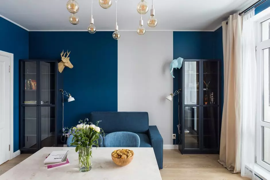 Foto: Woonkamer in Scandinavische stijl, appartement, project van de week, St. Petersburg, Monolithisch Huis, 2 kamers, 40-60 meter, Ekaterina Savenkova, interieurarchitectuur - Foto