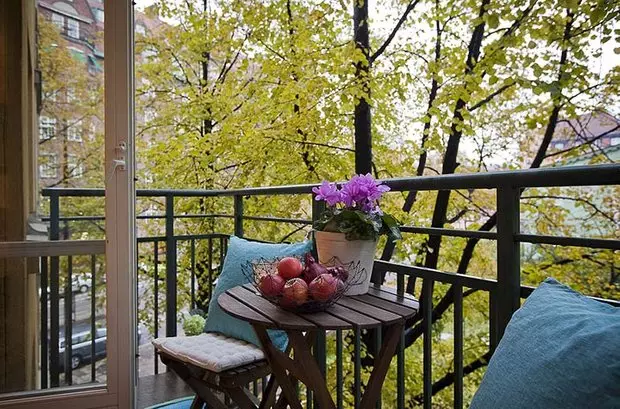 Foto: in stile, balcone, consigli, come fare riparazioni cosmetiche del balcone, riparazione del balcone, Nikita Morozov, Km Studio, Aggiornamento del balcone, Riparazione conveniente sul balcone, Come riscaldare il balcone, come equipaggiare un Balcone all'aperto, Balcone della città, Balcone all'aperto, Idea per balcone aperto, Balcone nell'appartamento, Equipaggia un tipico balcone, riparazione sulle idee del balcone, un balcone in un tipico appartamento, un pavimento caldo sul balcone - foto