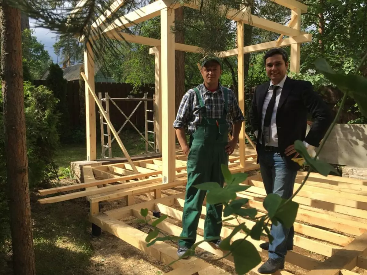 Neuer Pavillon für das alte Häuschen: Echtes Beispiel