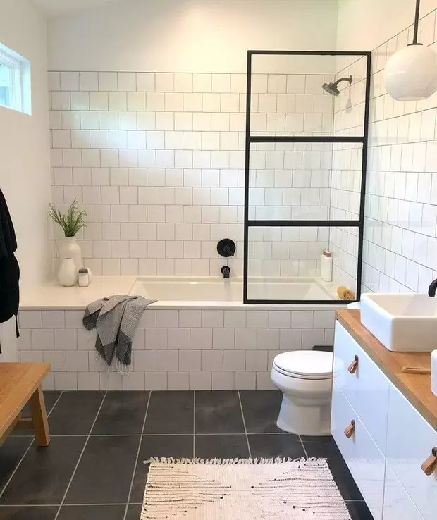 Foto: Badkamer in stijl Scandinavisch, modern, tips, wit, ilya nonica, geweten, termijnen kaart, badkamer reparatie, badkamer voor 150 duizend - Foto