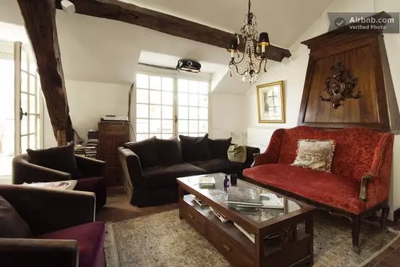 Foto: Sala de estar en Provenza y Estilo rural, Estilo de vida, Consejos, París, Airbnb - Foto