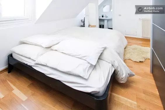 Foto: Dormitorio en moderno, minimalismo, decoración interior, apartamento pequeño, apartamento, casas y apartamentos, Airbnb - Foto