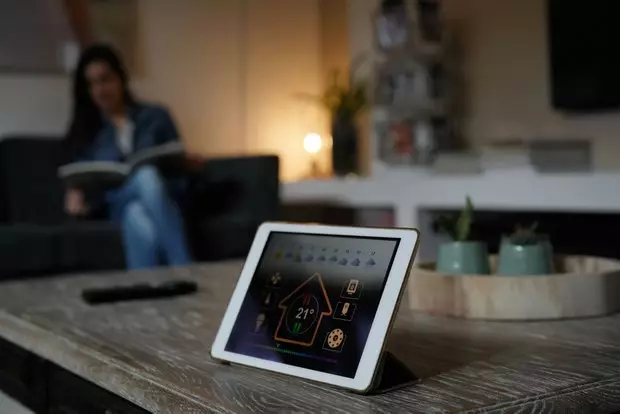 Wat is een "smart home" en waarom is het nodig in een typisch appartement?