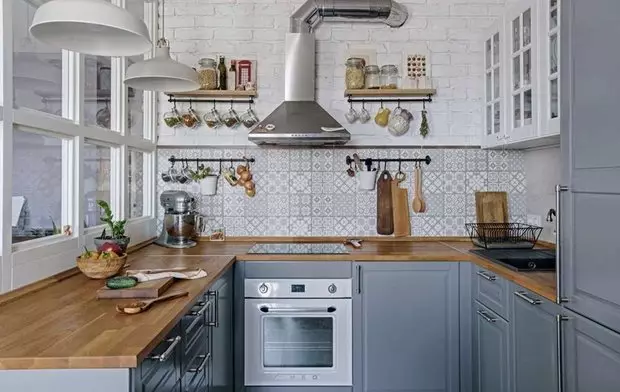 Foto: Keuken en eetkamer in Scandinavische stijl, gids, quadrum, palinestudio, Irina - foto