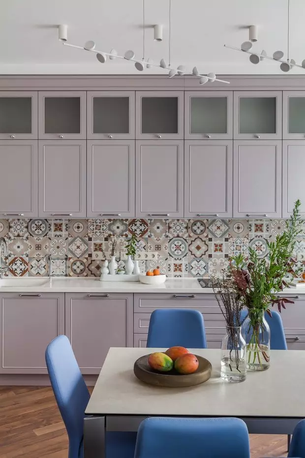 Tile-Scales, Terrace û Patchwork: Naha Apronên Kanîzan niha di Trendê de çi ne?