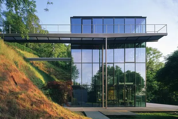 House R-128 nan Stuttgart. Achitèk Werner Sobek