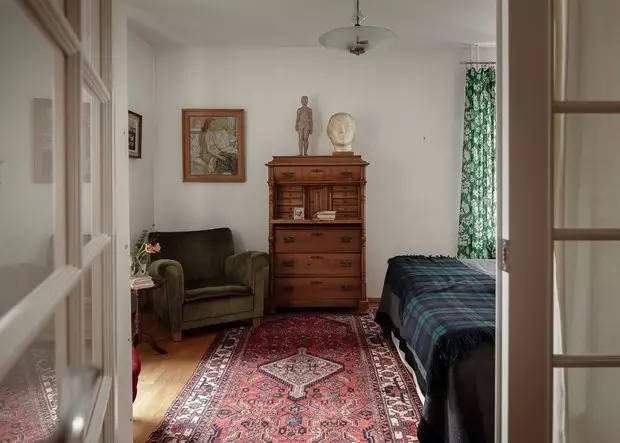 Foto: Provence und Landhausstil Schlafzimmer, Skandinavisch, Modern, Eklektisch, Wohnkultur, Wohnung, Weiß, Rot, Grün, 2 Zimmer, 40-60 Meter - Foto