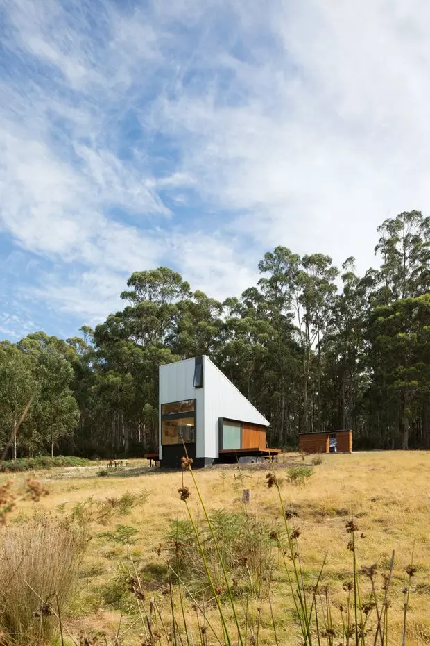 Foto: Balkon in modern, Australien, Minimalismus, Öko, Haus und Hütten, bis zu 40 Meter - Foto