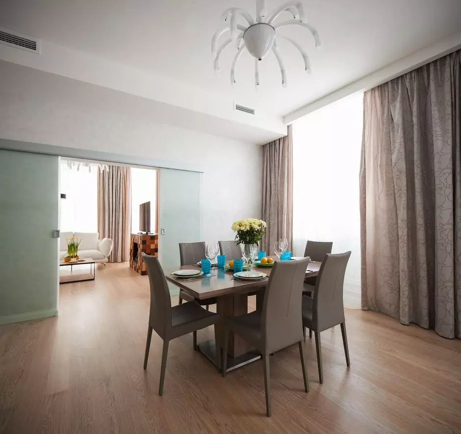 Foto: Kamar lan panedhaan ing modern, eclectic, apartemen, Rusia, Rencana, Eichholtz, sme minggu, beige, jambon, jambon, Shannon, Toto, Arezia, Johnson Jubin, Karman, Masha Marchenko - Photo