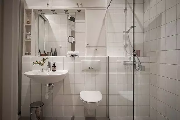 Larawan: banyo sa estilo modernong, classic, loft, eclectic, interior palamuti, apartment, sweden, puti, asul, kulay abo, gheteborg, imbakan sa pasilyo, palamuti sa loft, organisasyon ng sistema ng imbakan sa kusina, kung paano ayusin ang imbakan Sa kwarto, kusina na may isla, 2 kuwarto, higit sa 90 metro - larawan