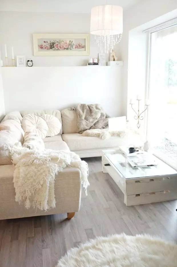 Foto: Dormitorio en estilo escandinavo, sala de estar, apartamento, decoración, puntas, paredes, reparación en la práctica, iluminación - Foto