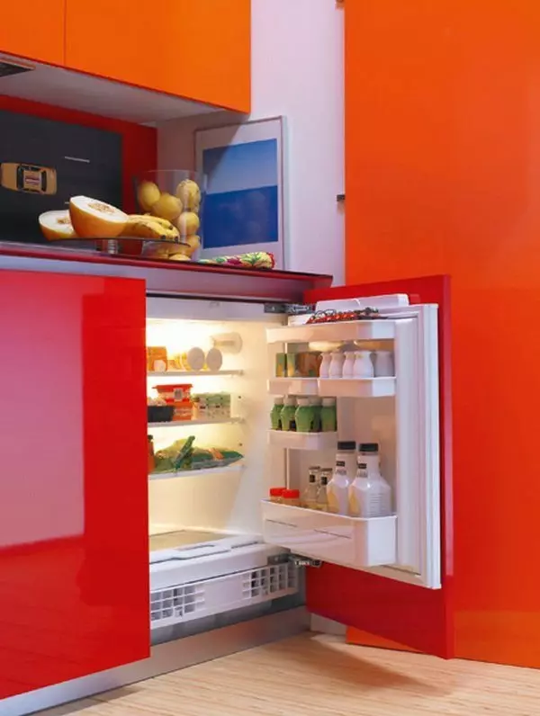 Photo: cuisine et salle à manger dans un style de haute technologie, intérieur de la chambre, appareils ménagers - Photo