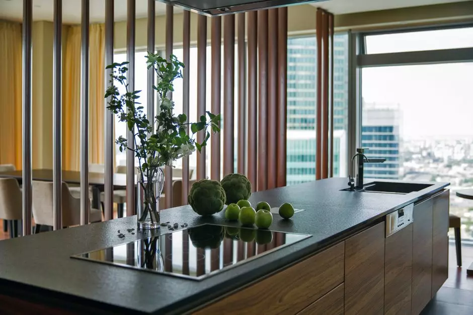 Foto: cucina e sala da pranzo in moderno, appartamento, settimana di progetto, Mosca, Marina Filippova, casa monolitica, 3 camere, più di 90 metri, # progetti esclusivi - Foto