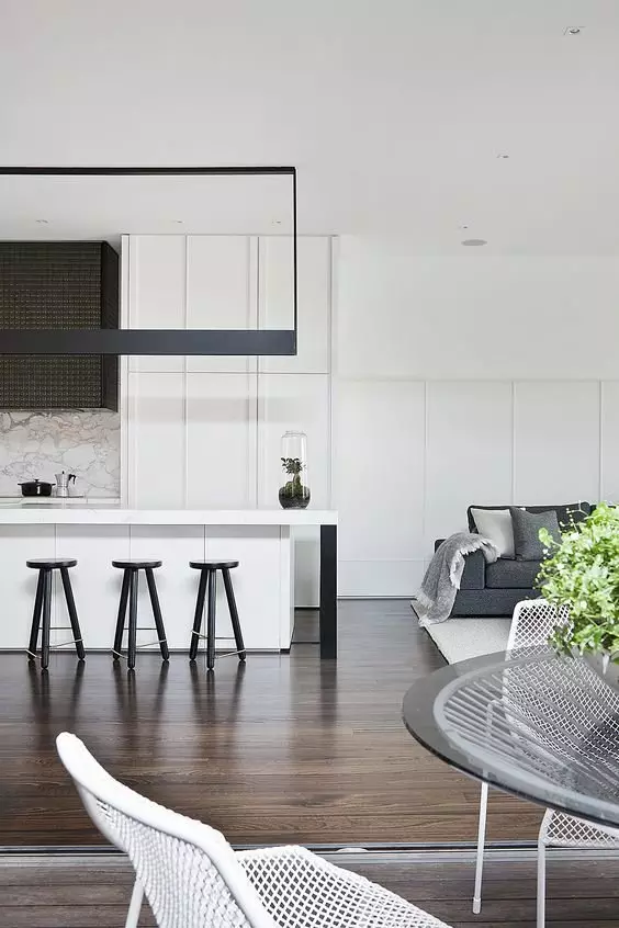 Hoto: Kitchen da dakin cin abinci a cikin salon minimalism, tukwici, Natasha yanon - Hoto