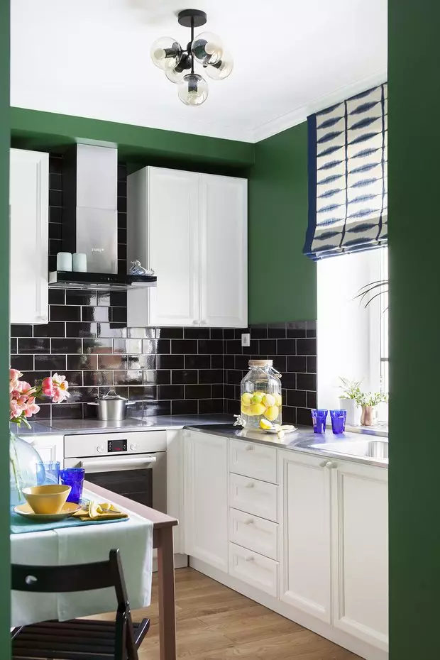 Foto: Keuken en itenkeamer yn moderne styl, tips - foto