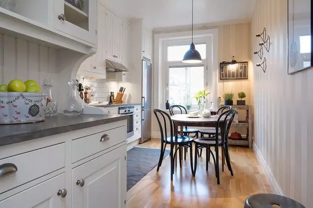 Photo: Kitchen and dining room in Scandinavian style, small-sized apartment, apartment, Sweden, color in interior, houses and apartments, white - Photo