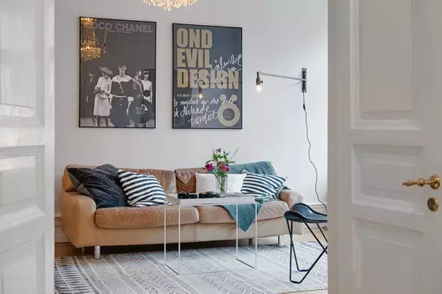 Foto: Living keamer yn Skandinavyske styl, appartemint, appartemint, Sweden, Sweden, kleur yn it ynterieur, huzen en apparteminten, wyt - Foto