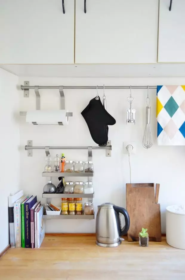 Foto: Dapur dan Ruang Makan di Gaya Scandinavia, Pangsapuri Kecil, Pangsapuri, Rumah dan Pangsapuri, Minimalism, Retro - Foto